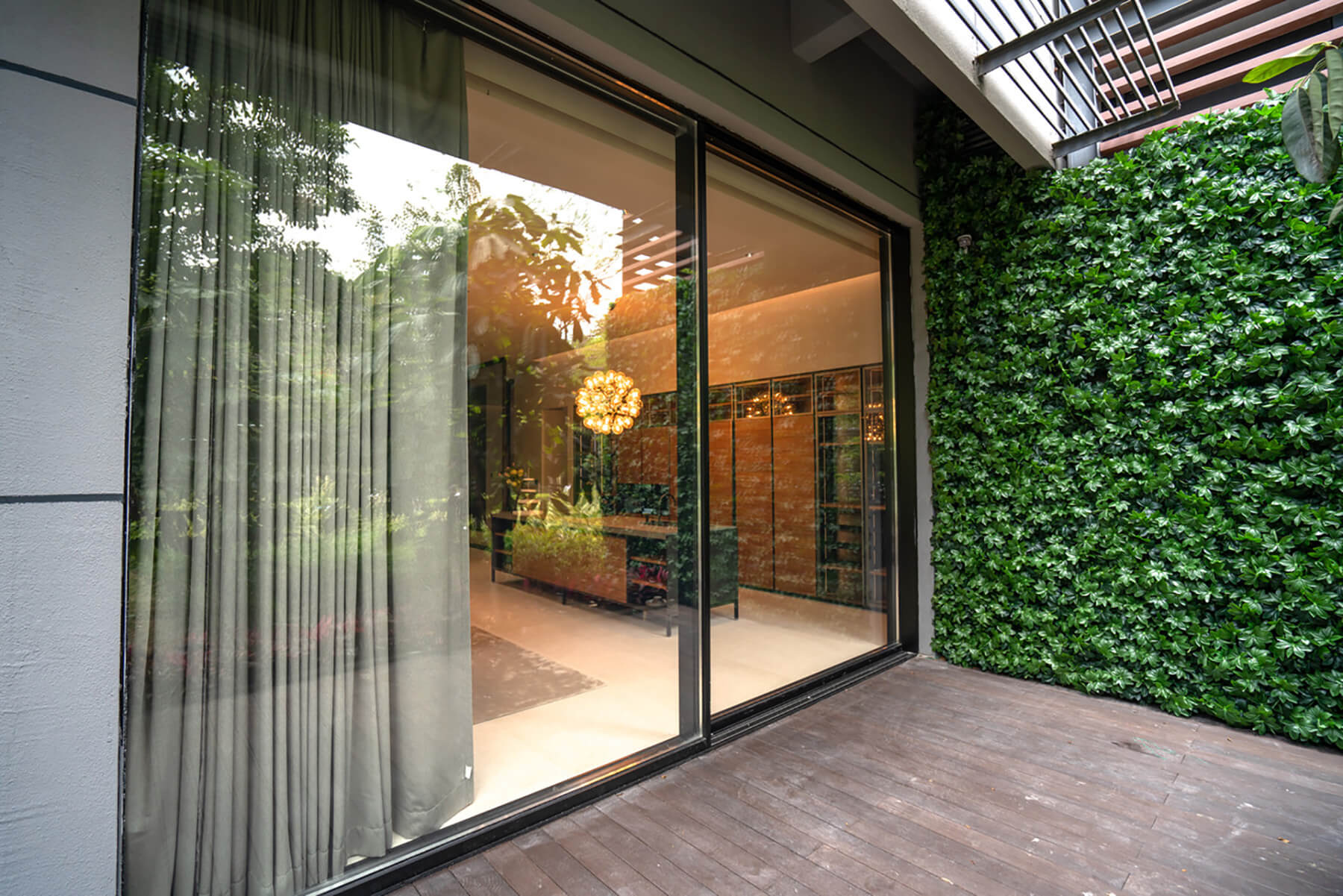 Anti-burglary fixtures: the answer to a growing need for security